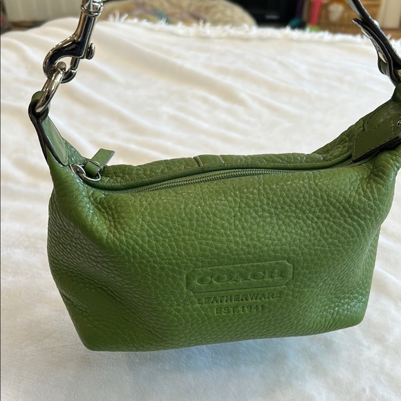 Coach | Bags | Coach Green Pebbled Leather Shoulder Bag With Hobo ...
